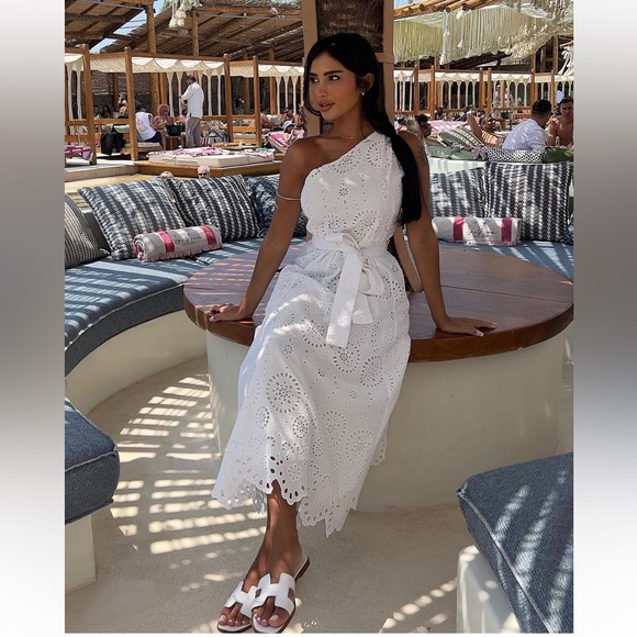 Zara | Dresses | Zara White Embroidered Asymmetric Dress | Poshmark
